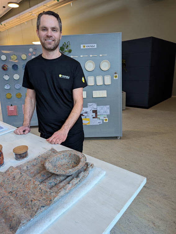 Yangi och The Loop Factory invigde sina nya lokaler